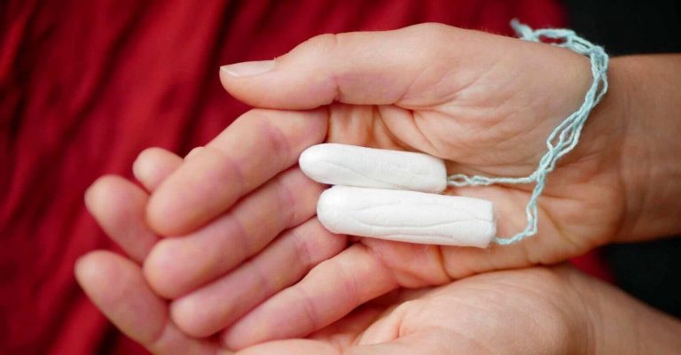 The history of tampons: Where did they come from? - Vulvani